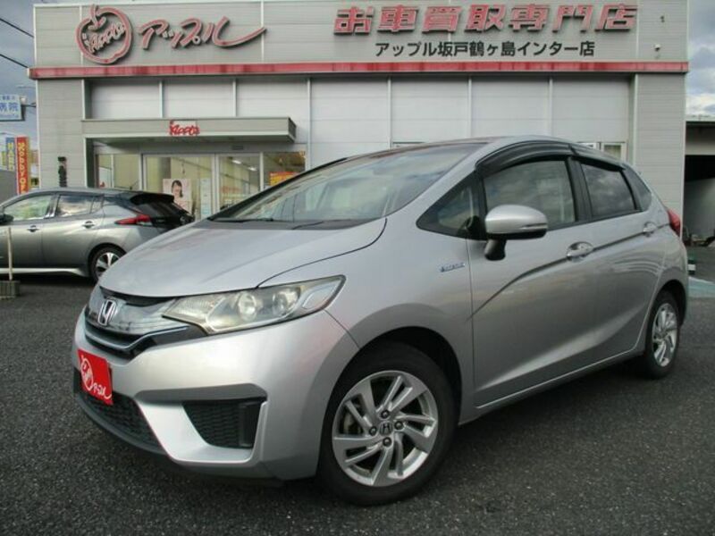 Used 2014 HONDA FIT HYBRID GP5 | SBI Motor Japan