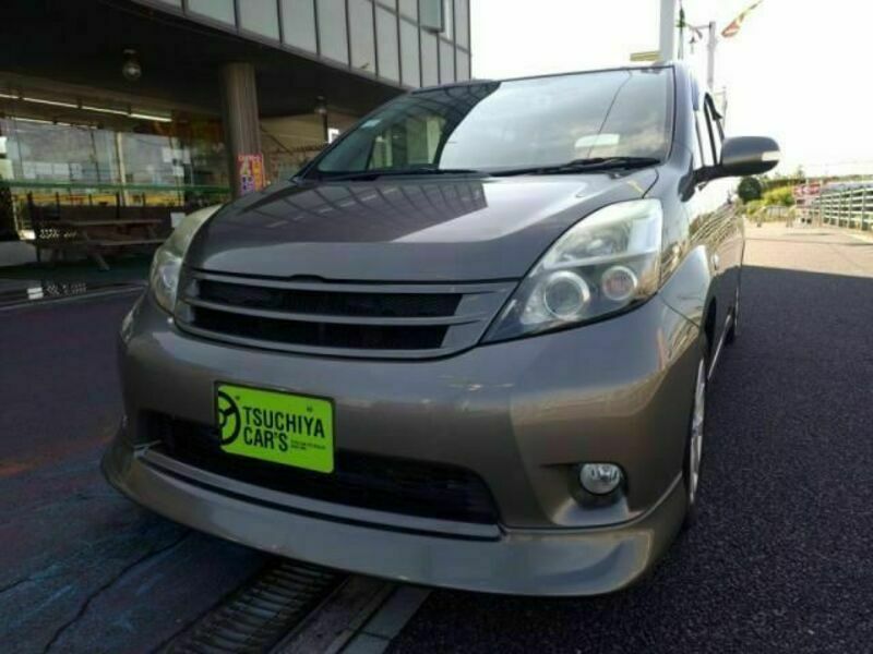 Used 2013 TOYOTA ISIS ZGM11W | SBI Motor Japan