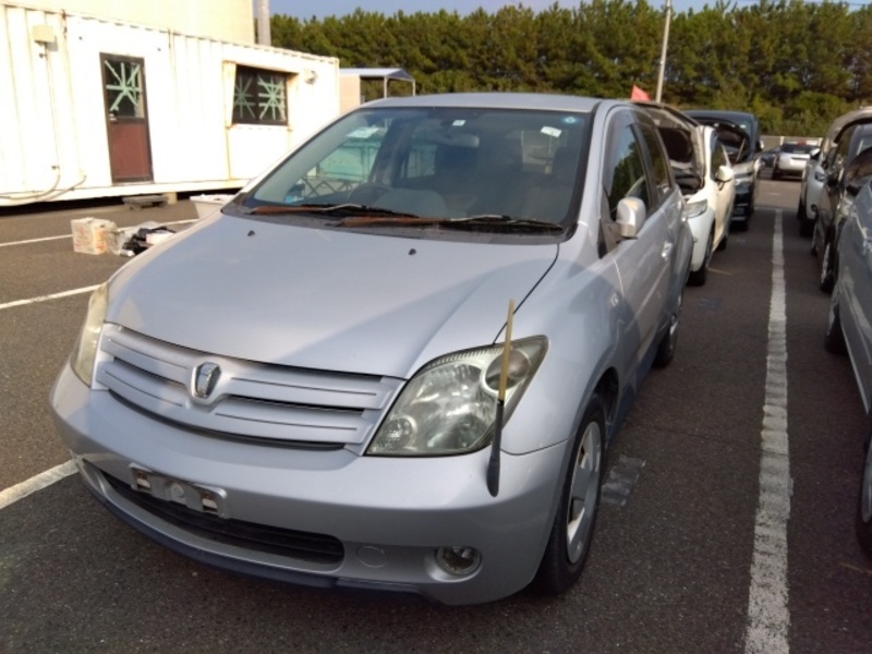 Used 2004 TOYOTA IST NCP60 | SBI Motor Japan