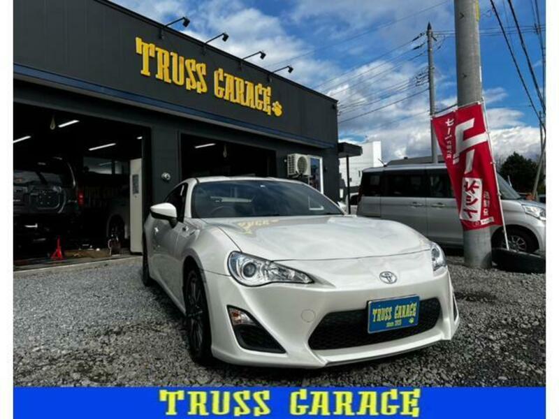Used 2014 TOYOTA 86 ZN6 | SBI Motor Japan