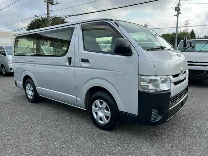 Used 2016 TOYOTA HIACE VAN TRH200V | SBI Motor Japan