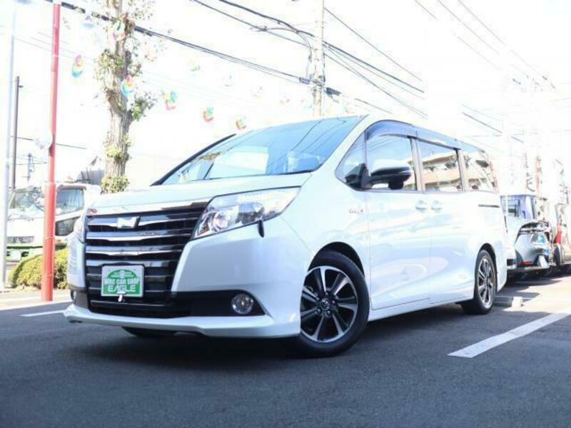 Used 2014 TOYOTA NOAH DAA-ZWR80G | SBI Motor Japan