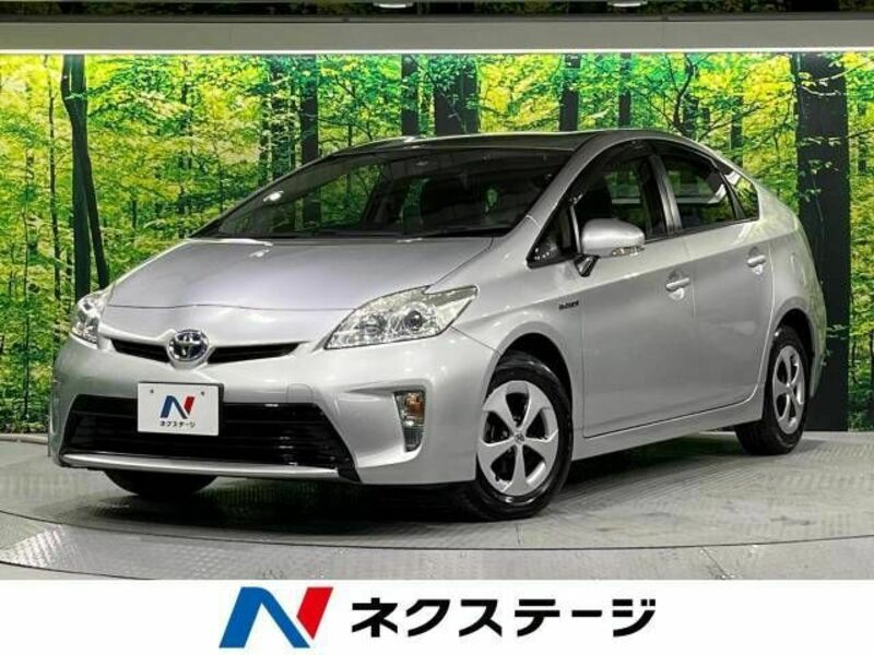 Used 2013 TOYOTA PRIUS ZVW30 | SBI Motor Japan