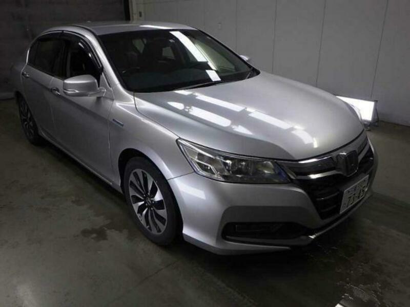 Used 2013 HONDA ACCORD HYBRID DAA-CR6 | SBI Motor Japan