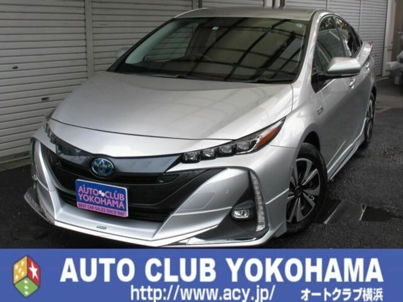 Used 2017 TOYOTA PRIUS PHV ZVW52 | SBI Motor Japan