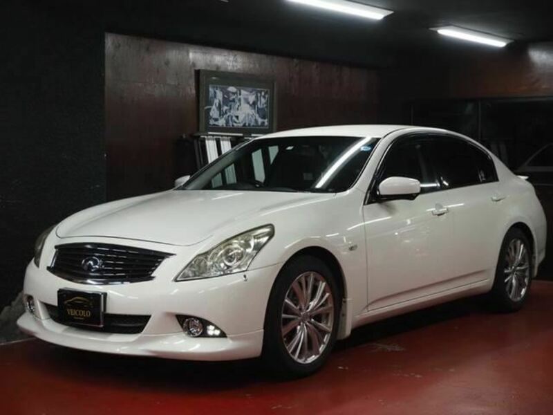 Used 2013 NISSAN SKYLINE V36 | SBI Motor Japan