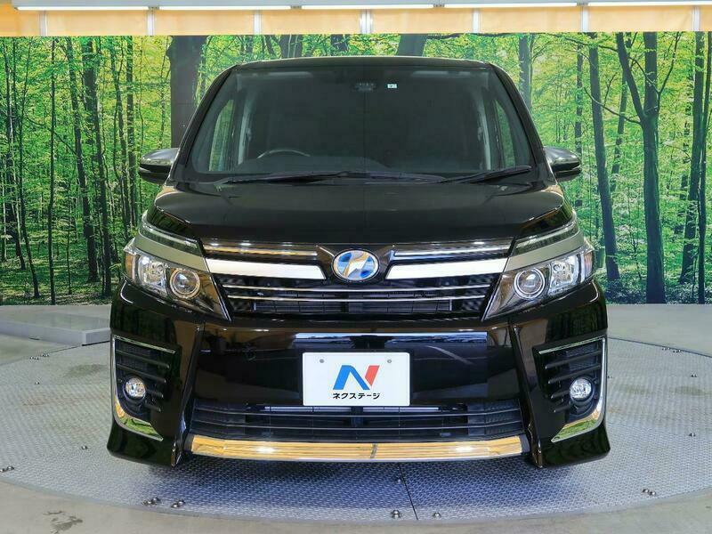 Used 2017 TOYOTA VOXY ZWR80W | SBI Motor Japan