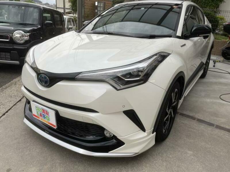 Used 2017 TOYOTA C-HR DAA-ZYX10 | SBI Motor Japan