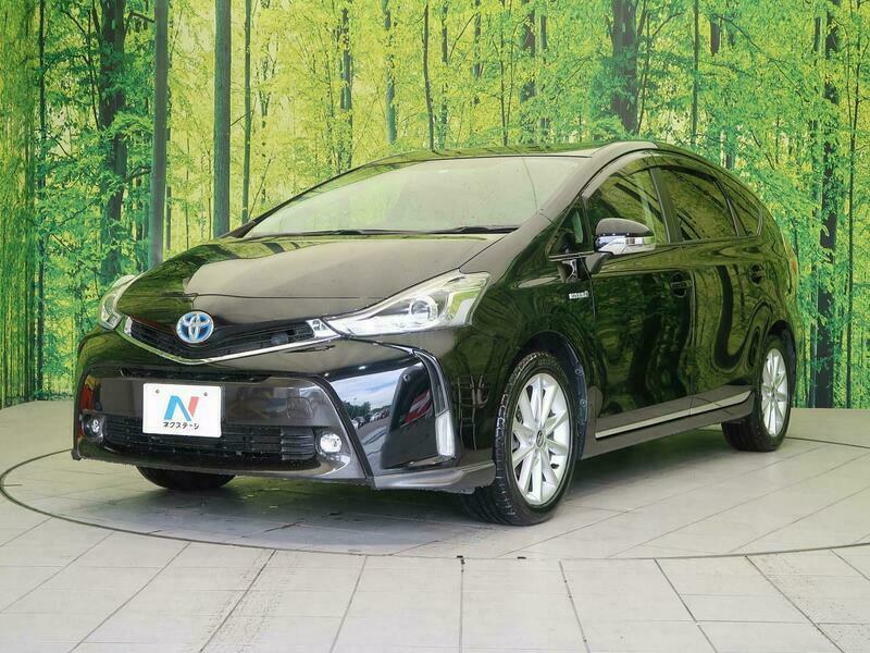 Used 2017 TOYOTA PRIUS ALPHA ZVW41W | SBI Motor Japan