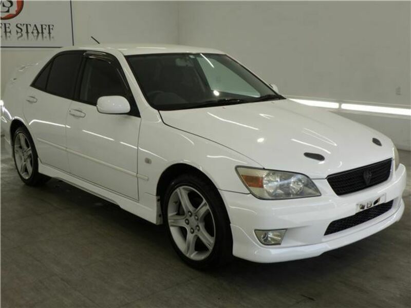 Used 2000 TOYOTA ALTEZZA SXE10 | SBI Motor Japan